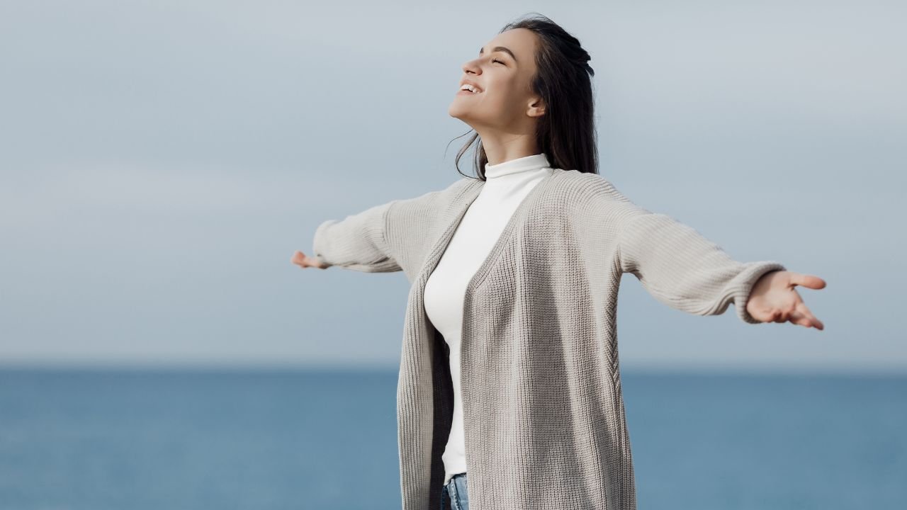 Inspirational Self-Confidence Quotes for Positive Living | Quote Of Fame